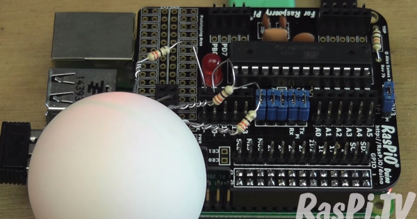 Raspberry Pi add-on board RasPiO Duino gets new PWM video - Raspberry Pi Pod and micro:bit base
