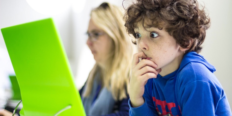 Major win for pi-top as it's Raspberry Pi-based operating system and ...